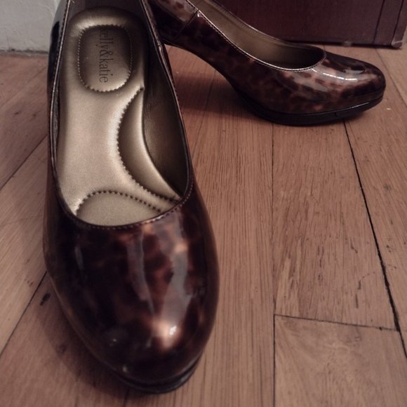 Kelly & Katie | Shoes | Brand New Tortoise Shell Heels A Classic Style ...